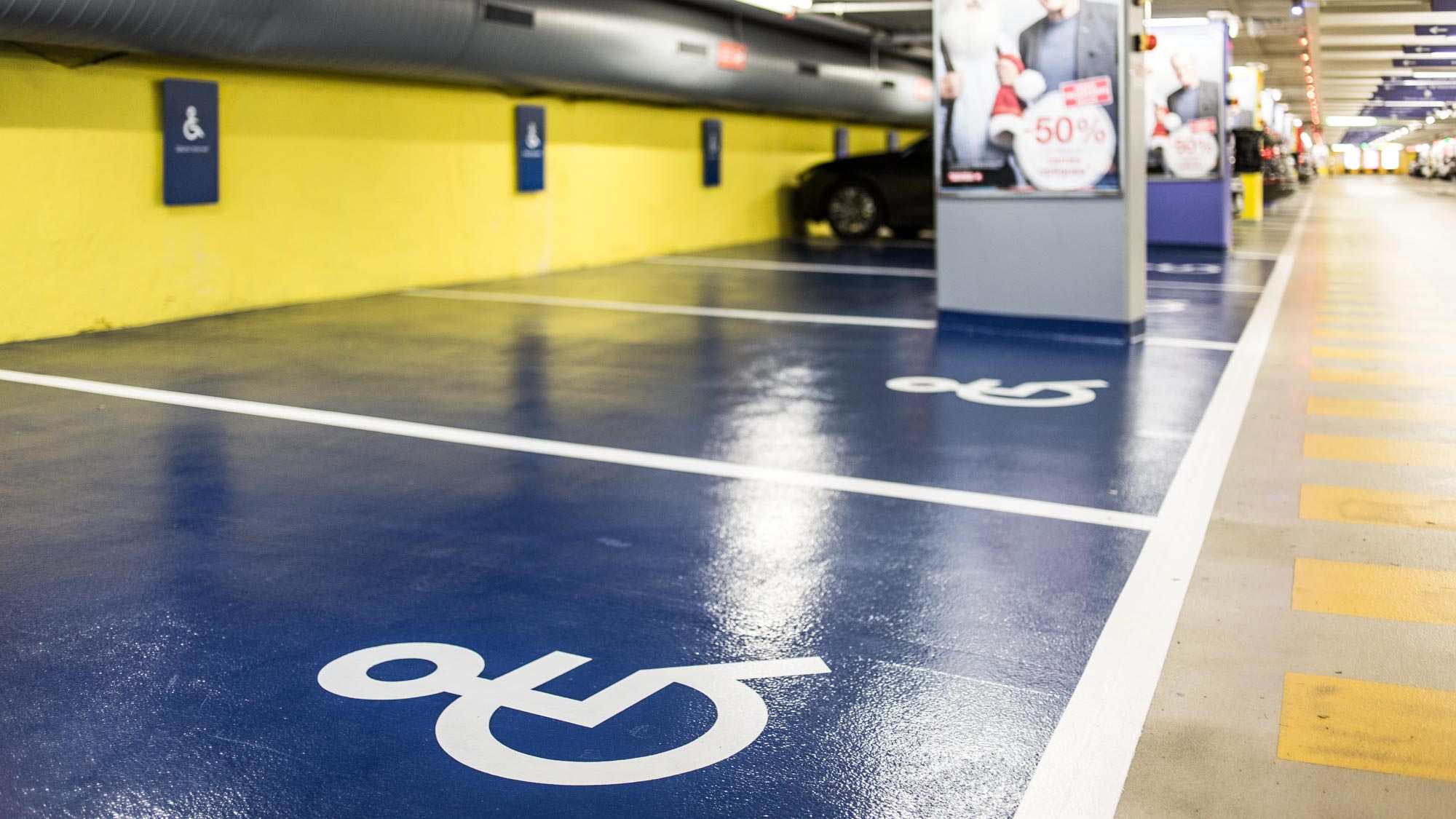 Spaces for physically handicapped people | Parkgest